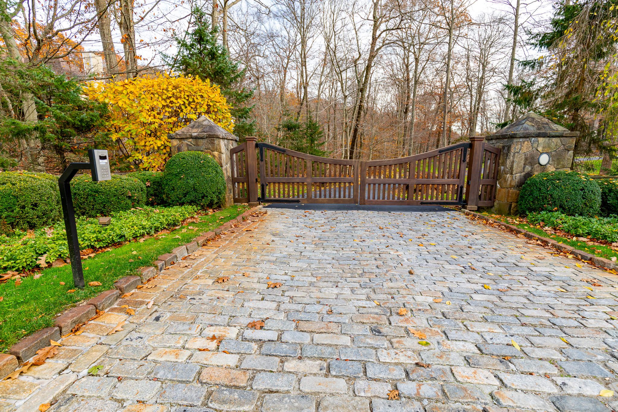 Automated Driveway Gate Equipment - Tri State Gate LLC